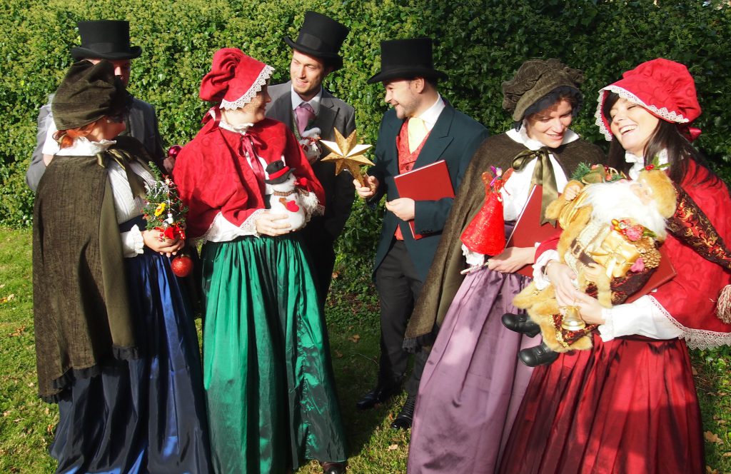 OLYMPUS DIGITAL CAMERA – Victorian Carol Singers Hire UK